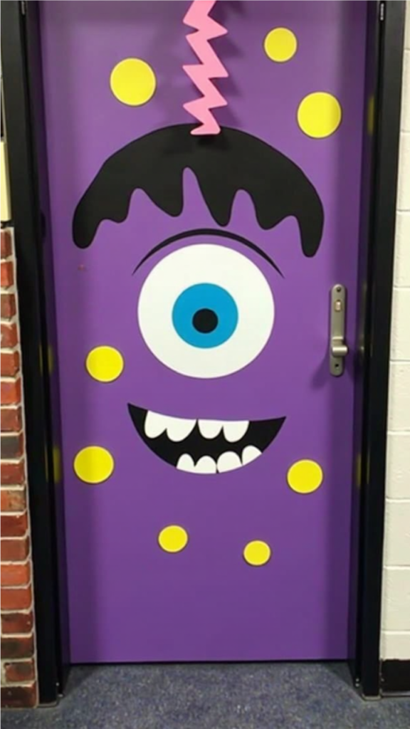 Halloween Classroom Door Ideas - Castle Random